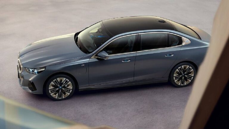 2026 BMW 5 Series: Redefining Luxury, Power, and Technology - NEW BMW ...